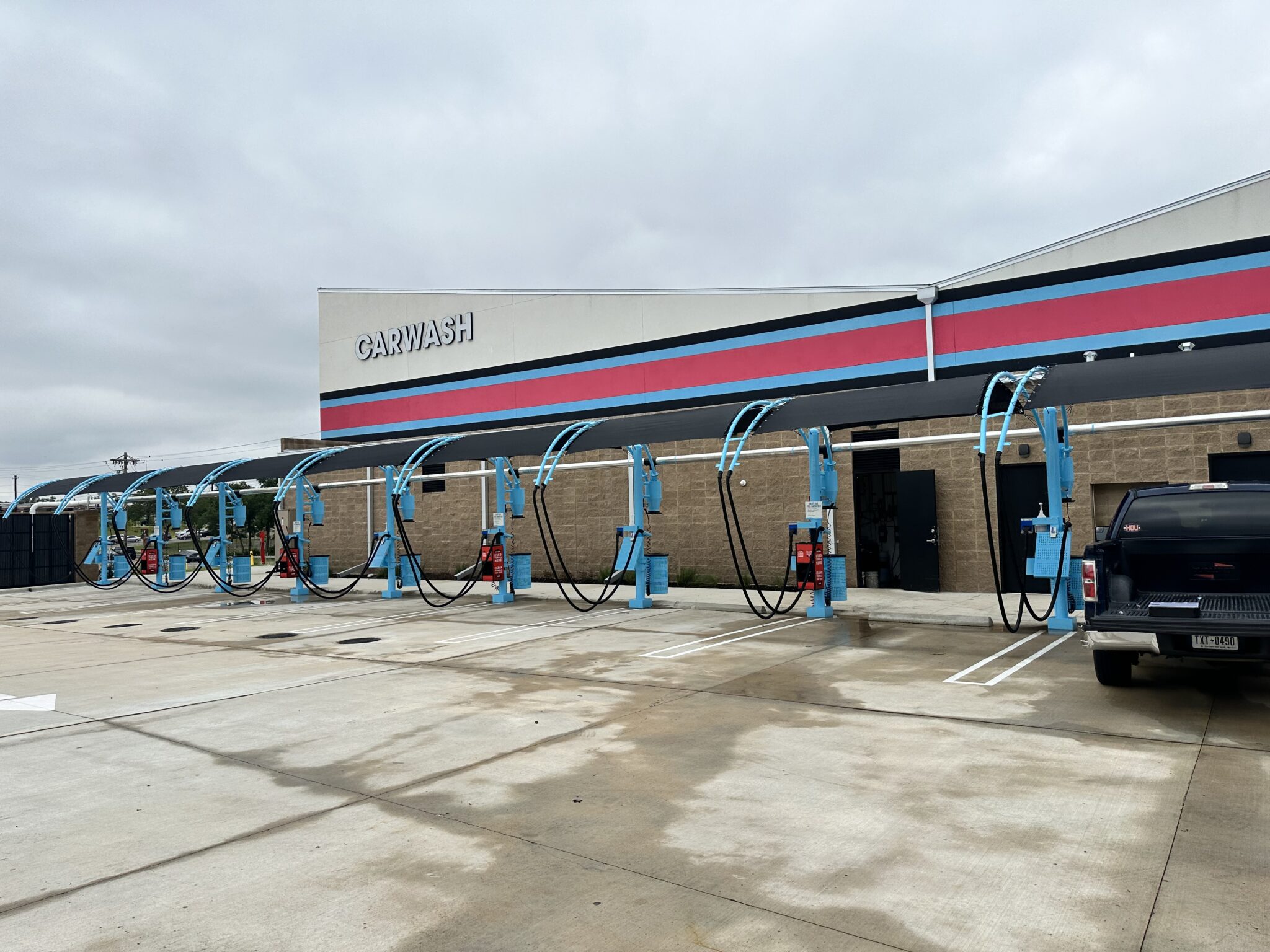 How Much Should I Pay for a Drive-Thru Car Wash in Cedar Park, TX ...
